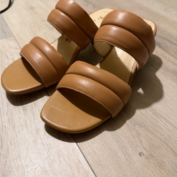 Hush Puppies | Shoes | Hush Puppies Tan Womens Sandals | Poshmark